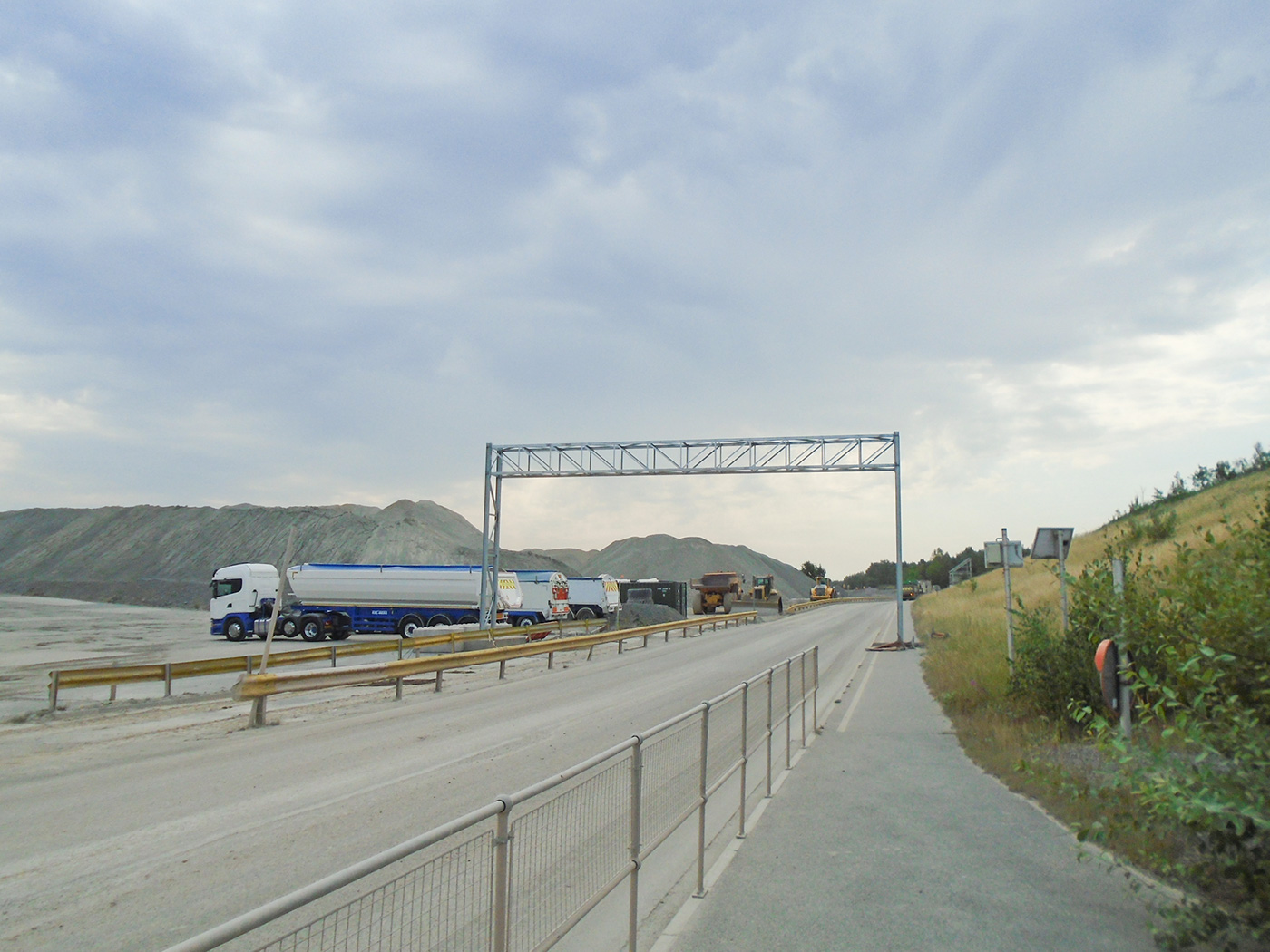 Road gantry design and manufacture | AJ Specialist Welding